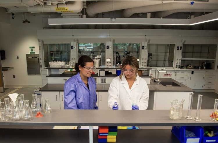 NASA Awards $5 Million in Funding to Women’s Colleges